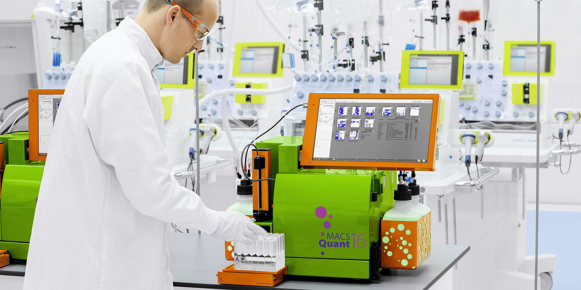 Point-of-care manufacturing | CliniMACS Prodigy® | Miltenyi Biotec ...