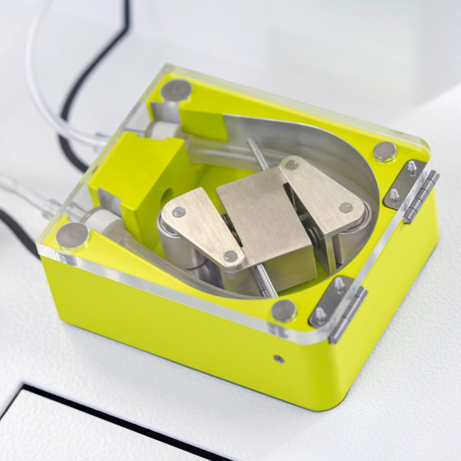 CliniMACS® Plus Instrument | Miltenyi Biotec | Hong Kong