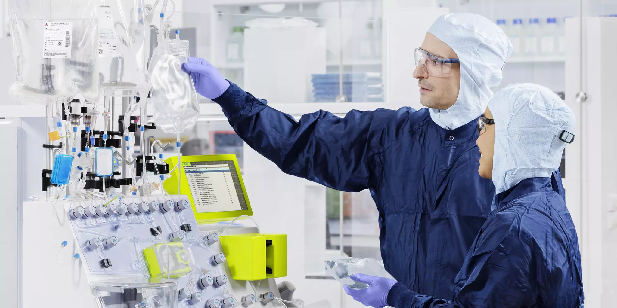 GMP CAR T Cell activation | MACS GMP T Cell TransAct | Miltenyi Biotec ...